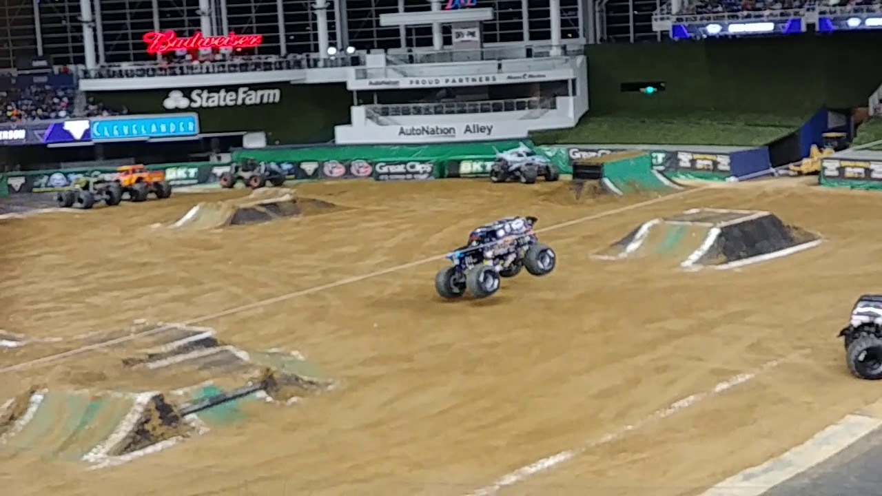 Sonuva Digger freestyle MIA 2020 - YouTube