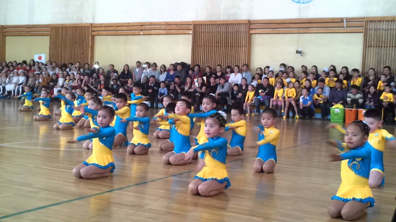 zaanaa gimnastika 2015-03-24 - YouTube