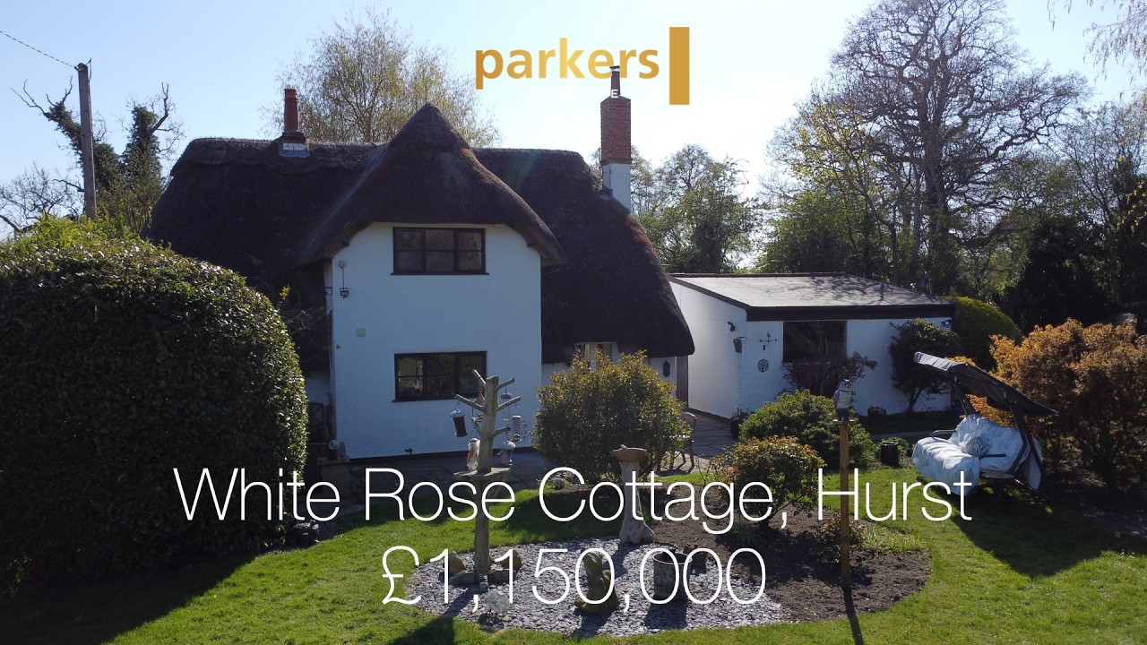 Tour Hurst's historical £1.15M White Rose Cottage | A Dreamy Escape in ...