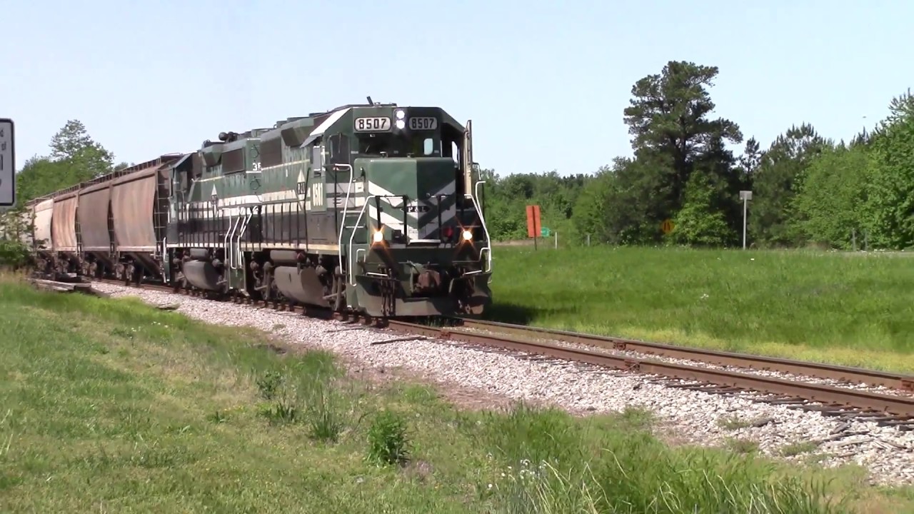 PAL NB pulling out of progress rail with 2 surprises on the tail at ...