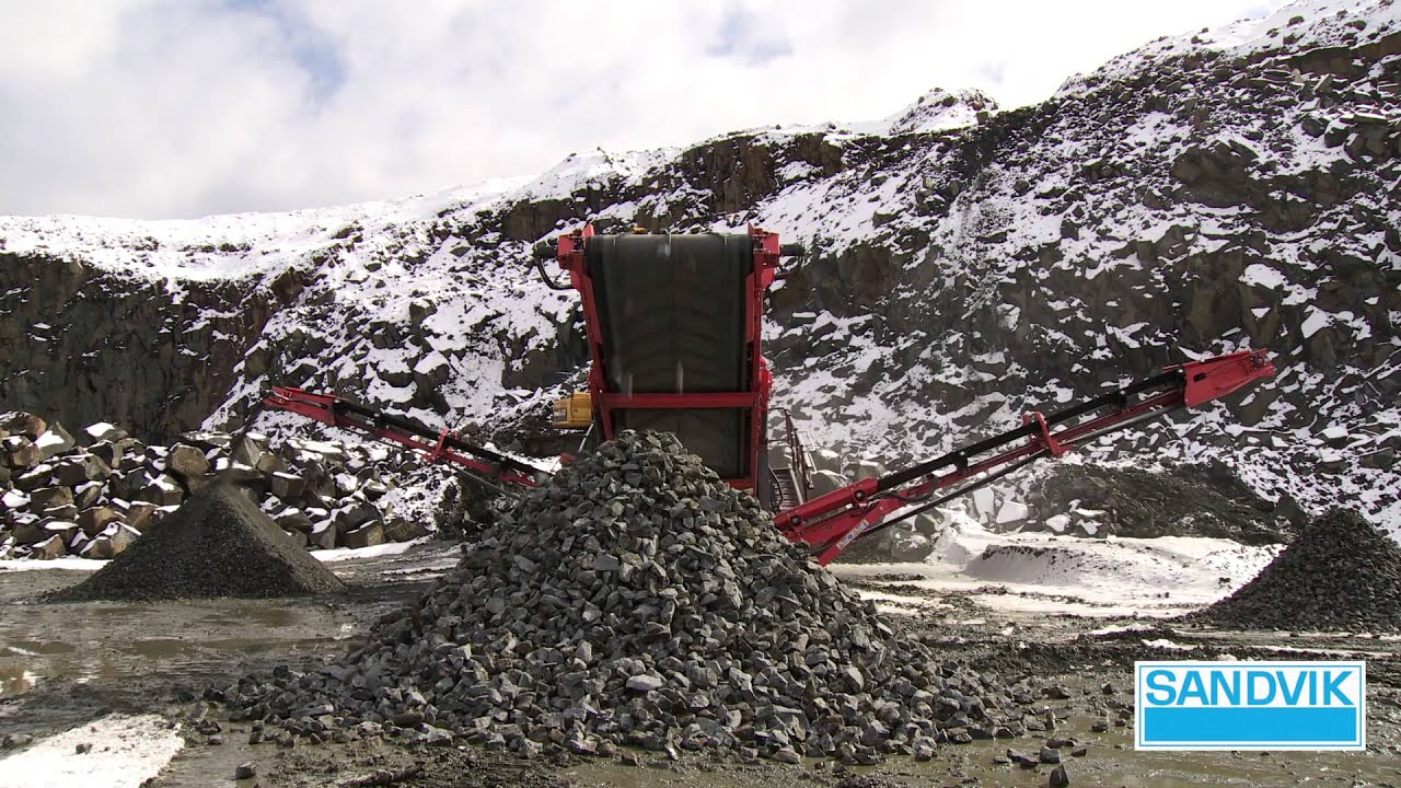 Sandvik QE341 Mobile Scalper - YouTube