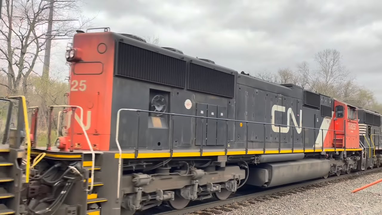 Tons of Great Action on the NS Pittsburgh Line in Derry, PA - YouTube