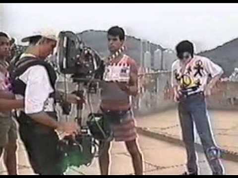 Clips of Michael Jackson filming TDCAU - YouTube