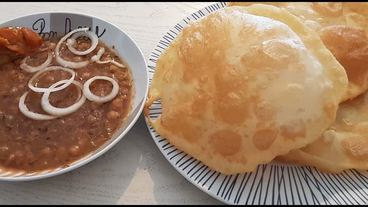 Puri Chanay Recipe | Perfect puffy and soft puri Recipe | Manosalva ...