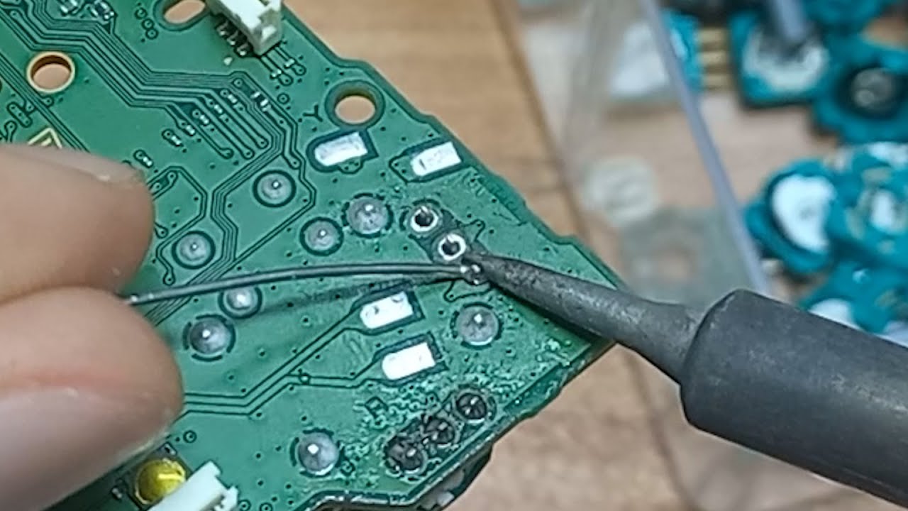 How to Change PS5 Controller Potentiometers - YouTube