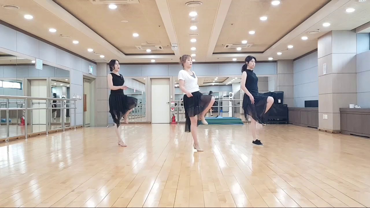 My Own Hero Line Dance👸Dance & Count - YouTube