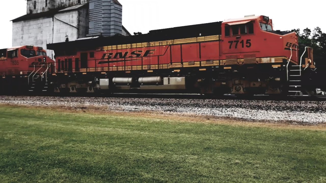 😎🔥 70-MPH BNSF 5-Units!!! 🔥😎 Great C@tch!!! - YouTube