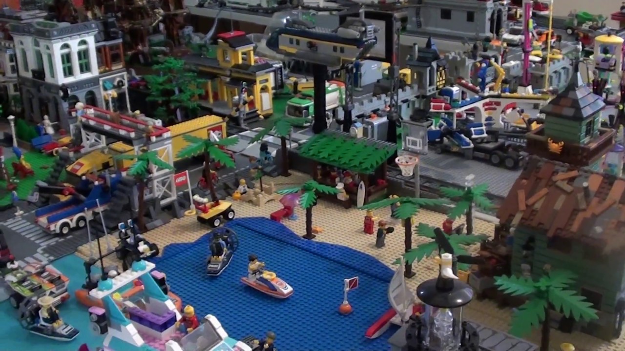 LEGO City Update November 2017 Ninjago Modular Assembly Square - YouTube