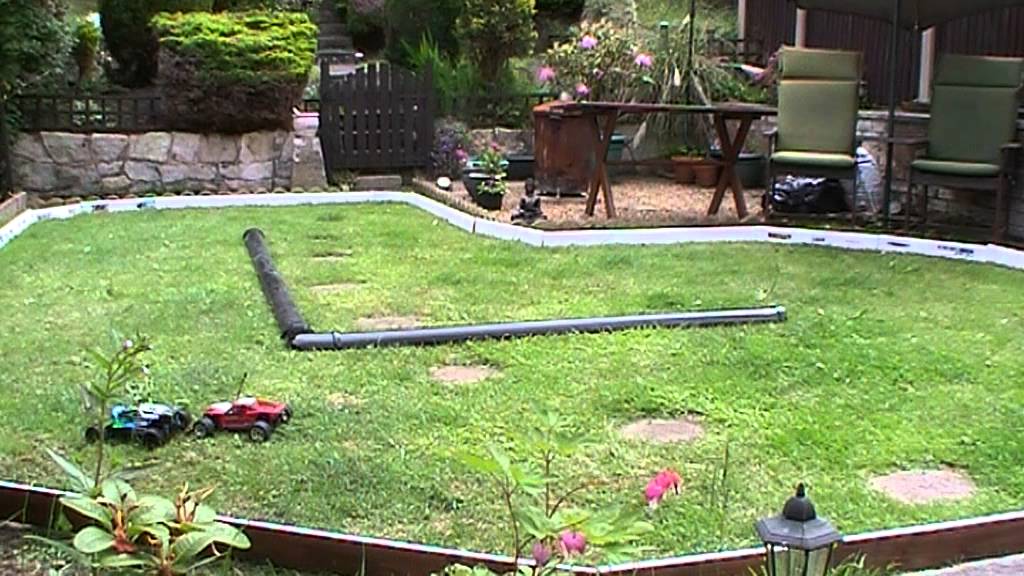 Back garden rc track racing - YouTube