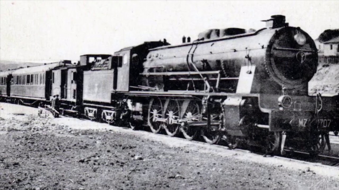 N-scale Renfe class 241F-2037 (ex-MZA 1700) - YouTube