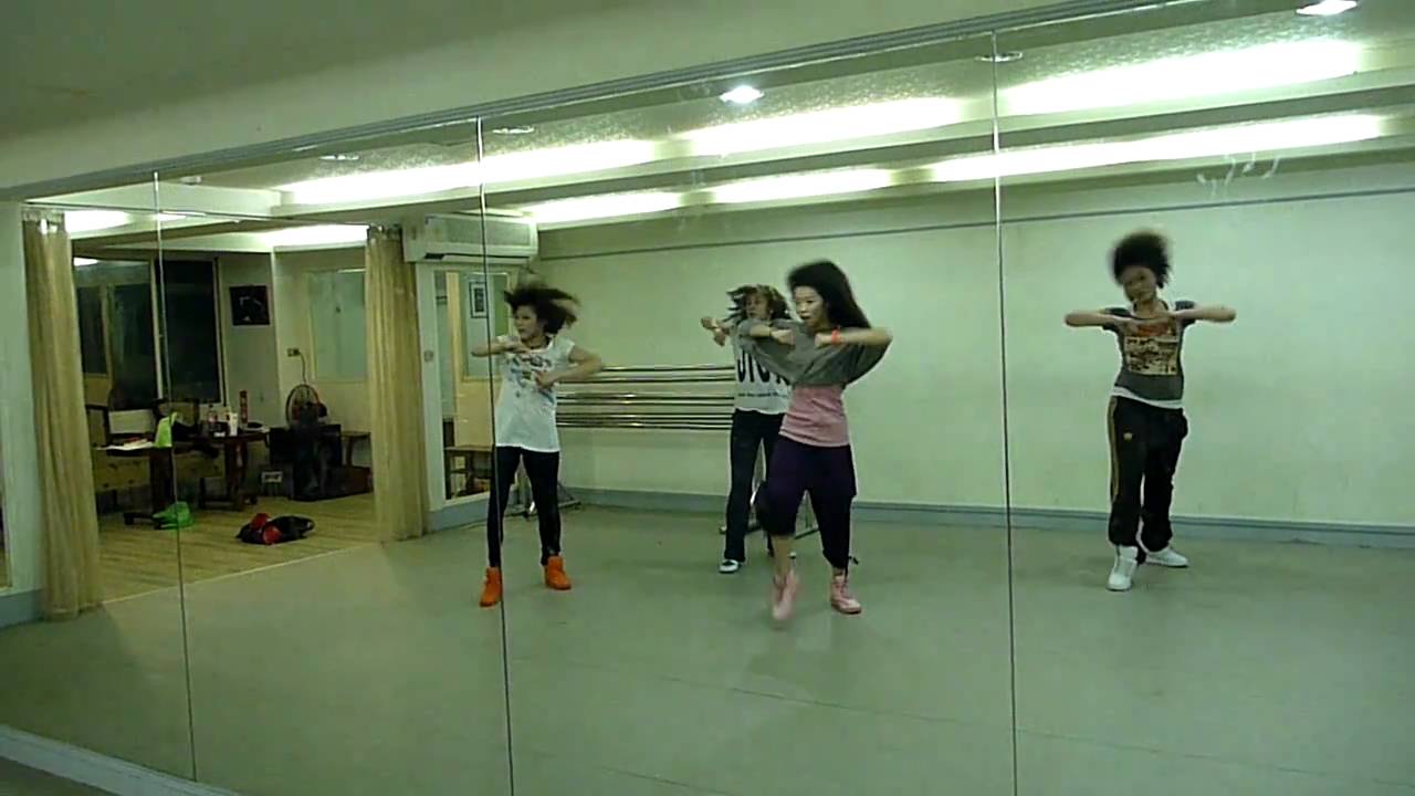 20101213Twenty One with Ana《Perfect night mare》,Choreography：Ana。 - YouTube