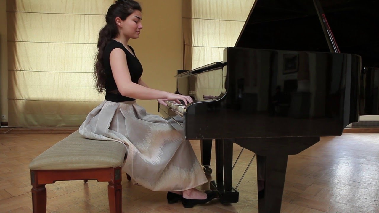 Sophie Lejava - Liszt, La Leggierezza - YouTube