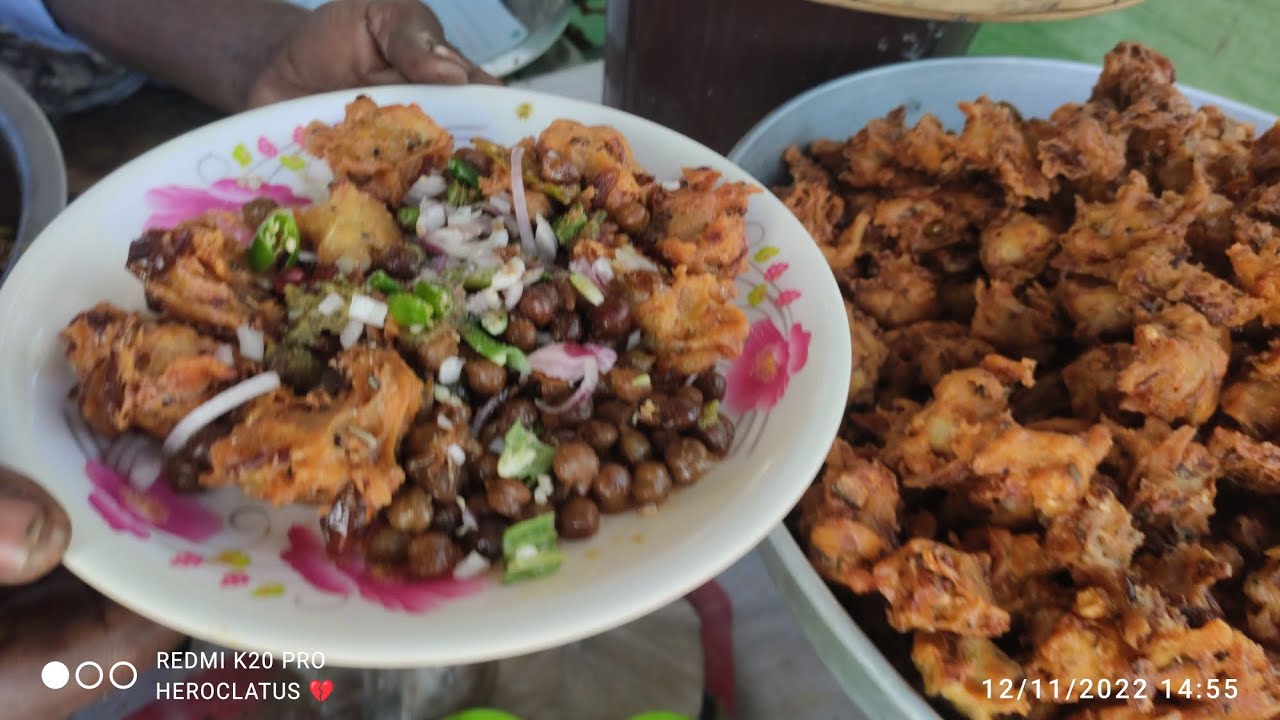 Village yummy onion pokora 🤤 with badam but #shots #foodshorts - YouTube