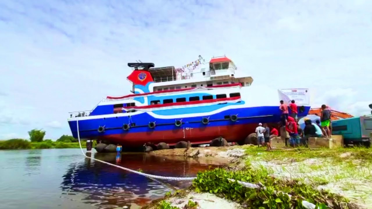 Launched of KMP Pora-Pora, a 2nd Cruise Ferry for Lake Toba at DBN ...