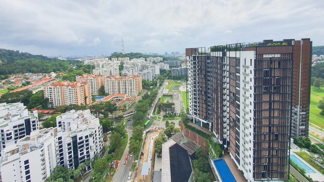 THE HILLER, 2 HILLVIEW RISE - YouTube