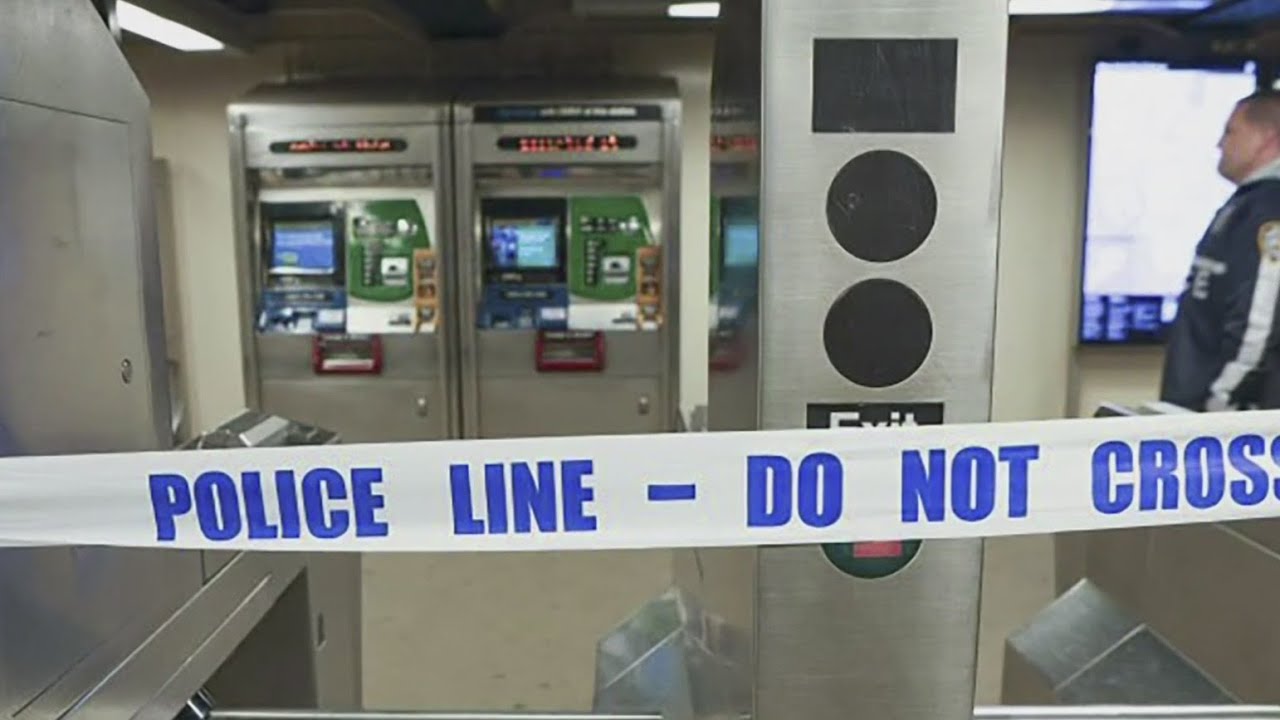 New York governor deploys National Guard for subway bag checks amid ...