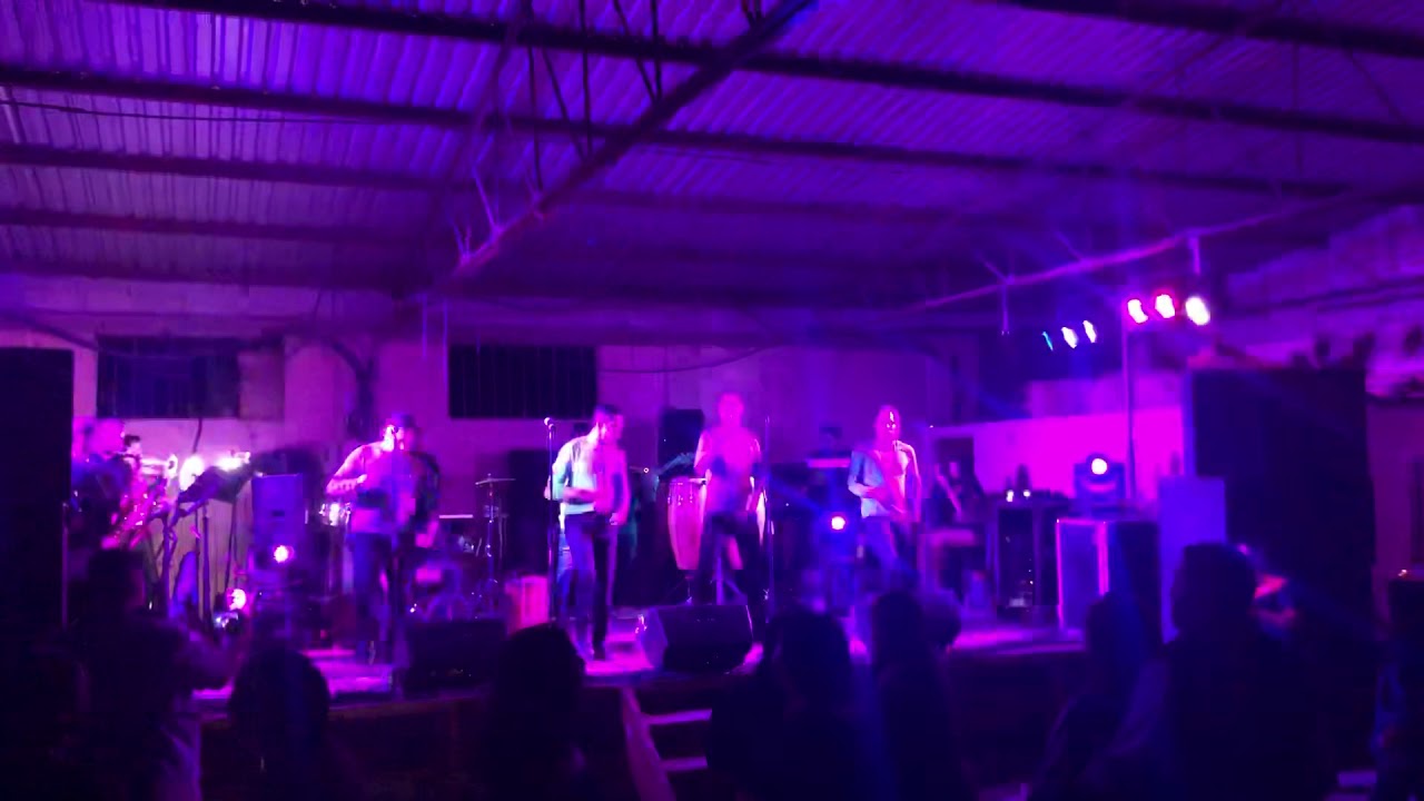 LOS SILVER STAR EN MEMORIA A JOSÉ JOSÉ EN VIVO - YouTube