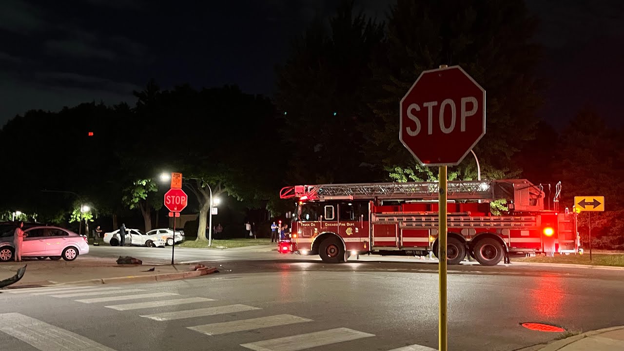 Chicago fire department car accident - YouTube
