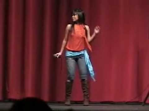 Mai Lia Sing and Dancing (click on \