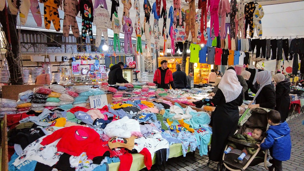 Istanbul 2023 Market Bazaars [4K60fps]- Fatih Wednesday Bazaar - YouTube