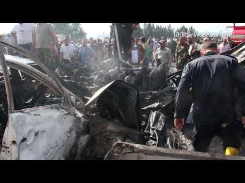 Series of Bomb Attacks Kills Dozens in Syria