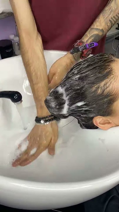 Смывание краски после окрашивания с дополнительным уходом для волос ...