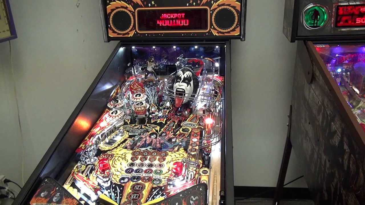 Kiss pinball machine Video #2 Stern pinball - YouTube