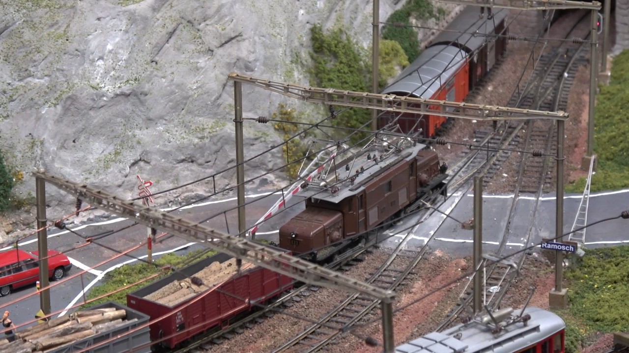 Modellbahn Graubünden - YouTube