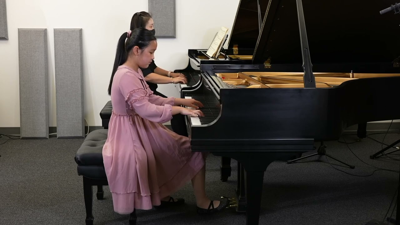 Mendelssohn Piano Concerto No. 1 in G Minor, Op. 25, 3rd Movt.- Nini ...