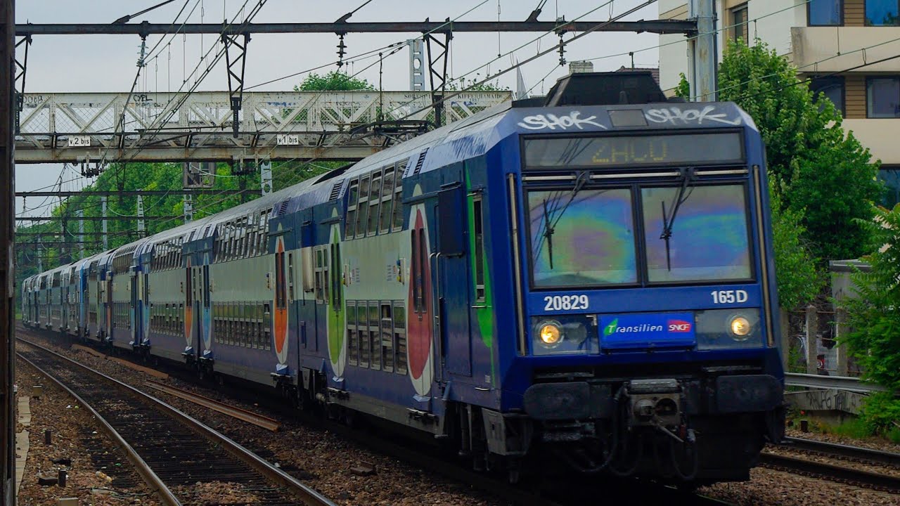 [RER C] Présentation intérieur d'une Z20500 Transilien - YouTube