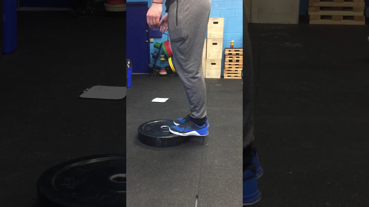 Plate calf raises - YouTube