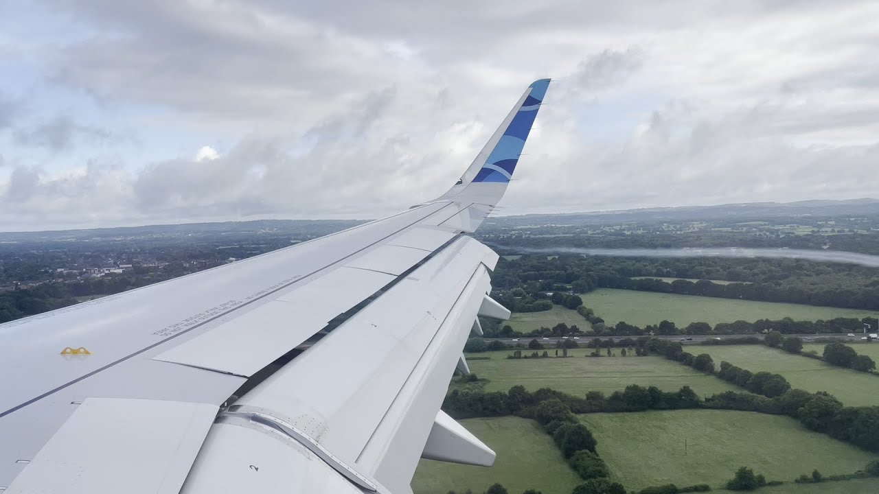 JetBlue Airways Airbus A321LR Landing at Gatwick Airport - YouTube