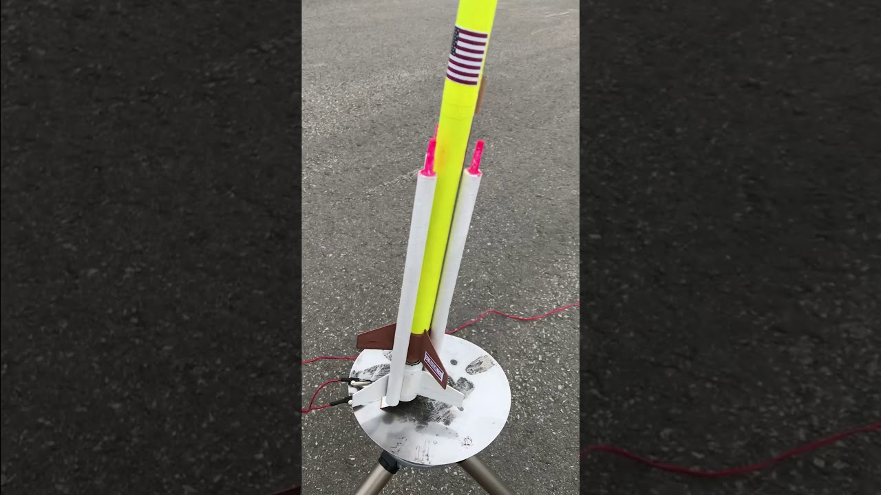 Model Rocket - single and two stage launch - YouTube