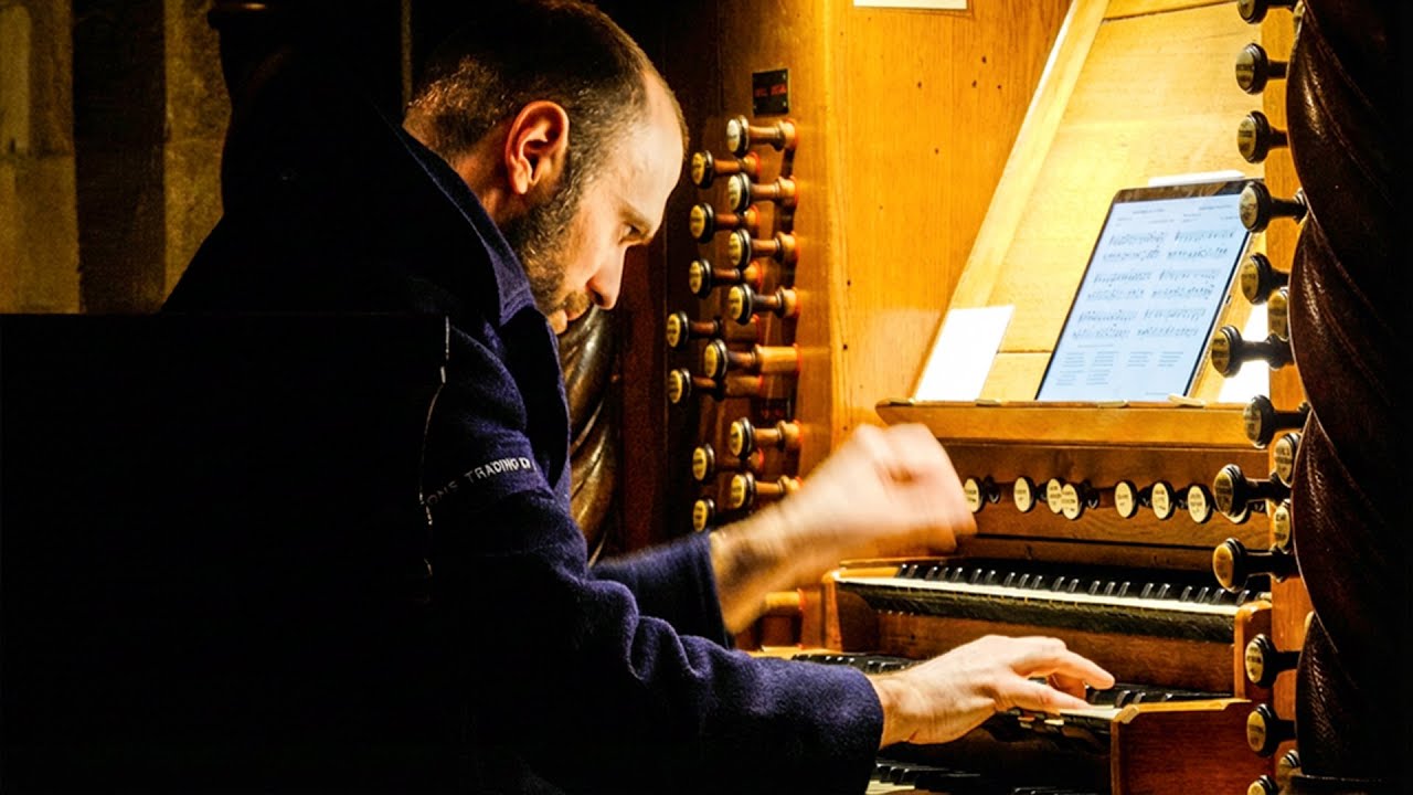 🎵 Elgar's NIMROD on a large 168-year old Organ! - YouTube