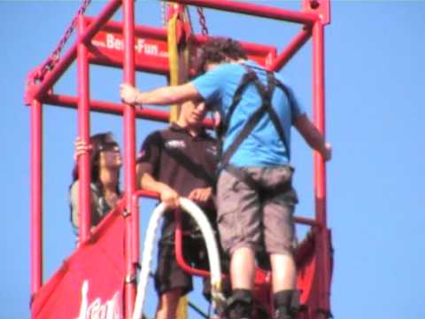 Benji Jump Simon "De Sprong" - YouTube