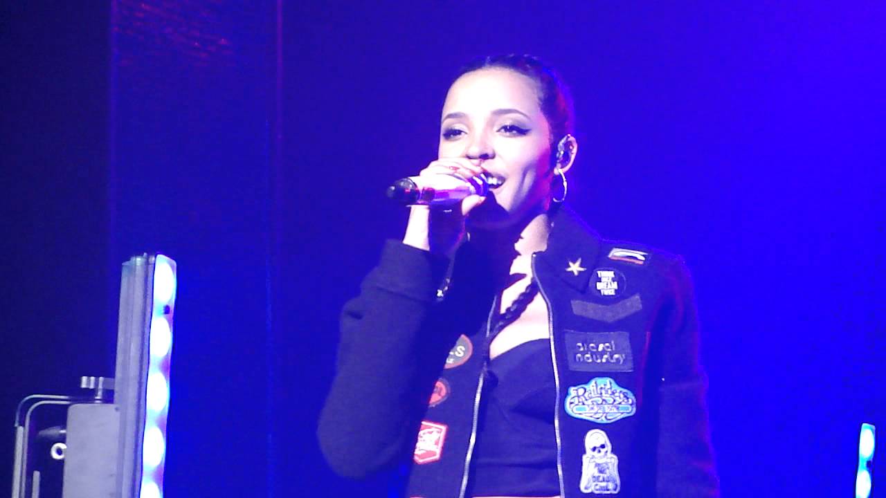 Tinashe - Player live @ Joyride World Tour, San Francisco [HD] - YouTube