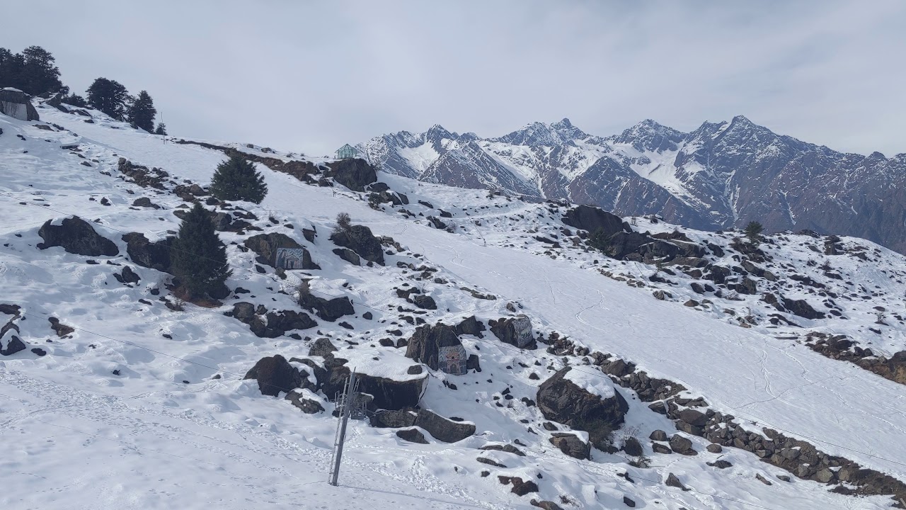 Auli in December #Auli - YouTube