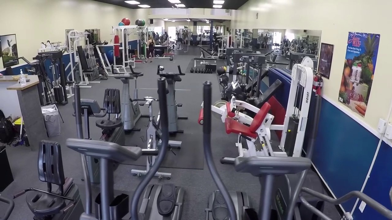 Long Beach Fit Club and Crystal Dunn - YouTube
