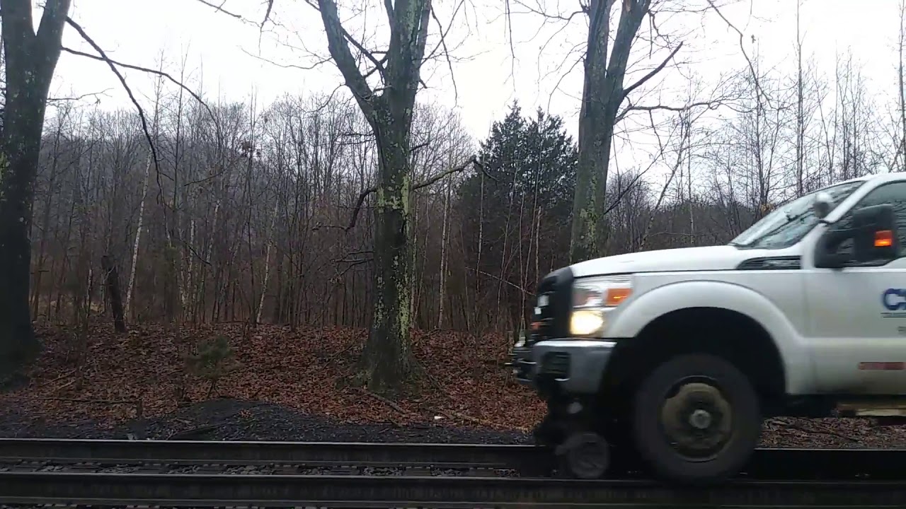 CSX work truck in Port Ewen NY - YouTube