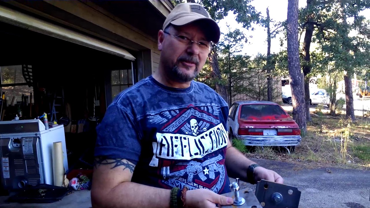 How to mount a high lift jack to a hummer h3 - YouTube