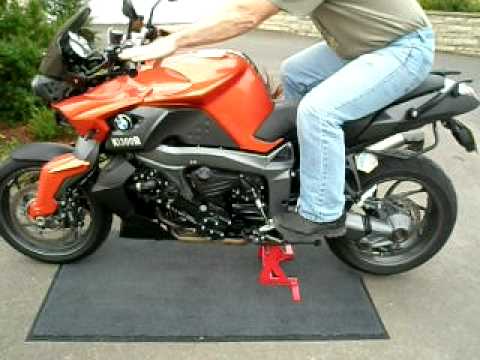 BMW K1300 & K1200 new design paddock stand demonstration.MOV - YouTube
