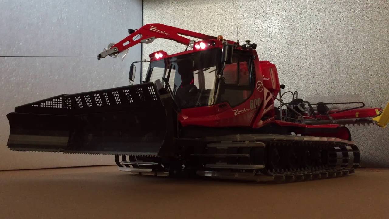 Pistenbully 600 Polar RC 1:12 (Zumstein) - YouTube