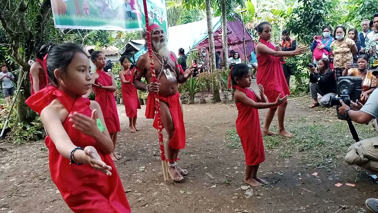A Cultural Dance Of The Dumagat Tribe from Mt. Horee - YouTube
