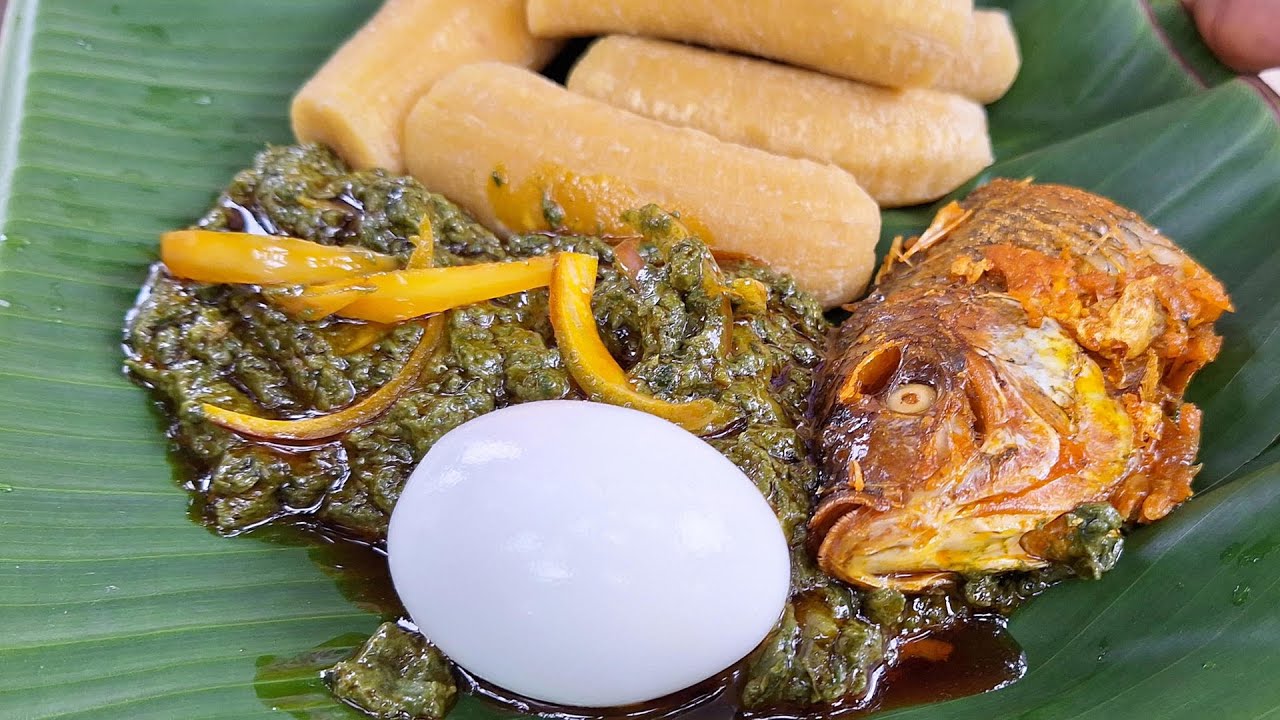 Ampesi with Nkontomire Abom - What do you gain? || Akan's Classic Dish ...