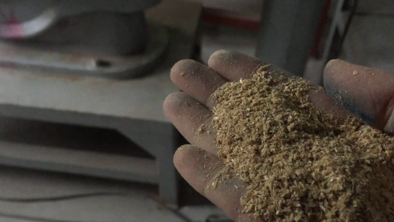 WDJ rice husk grinding machine - YouTube