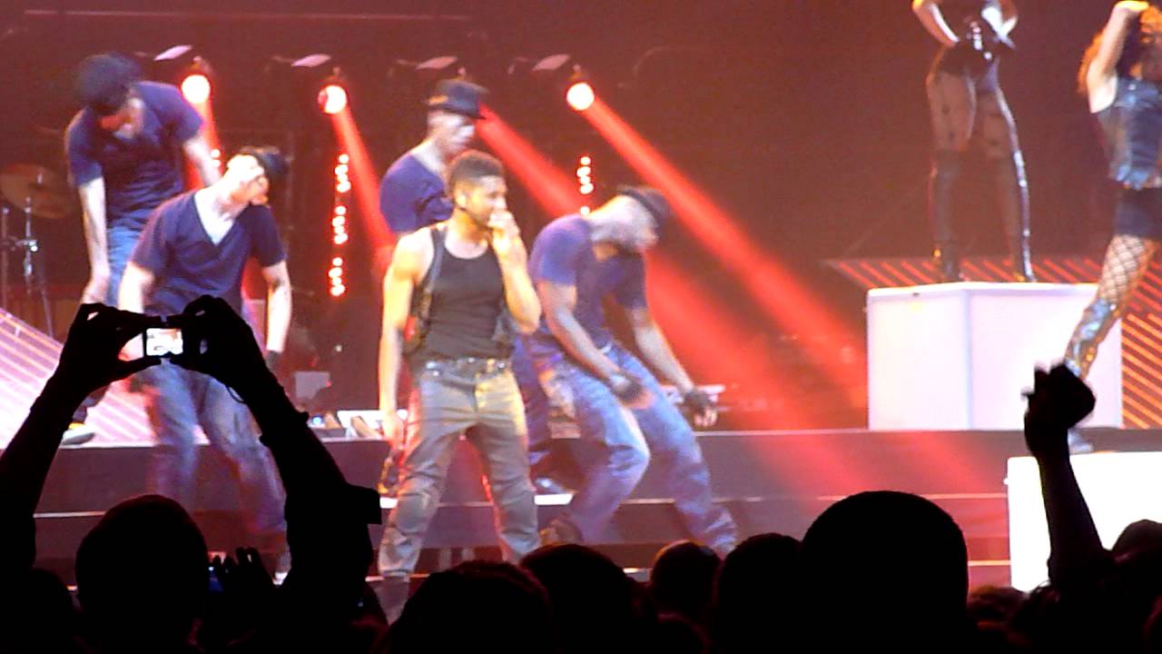 Usher OMG Tour 2011 Chicago - YouTube