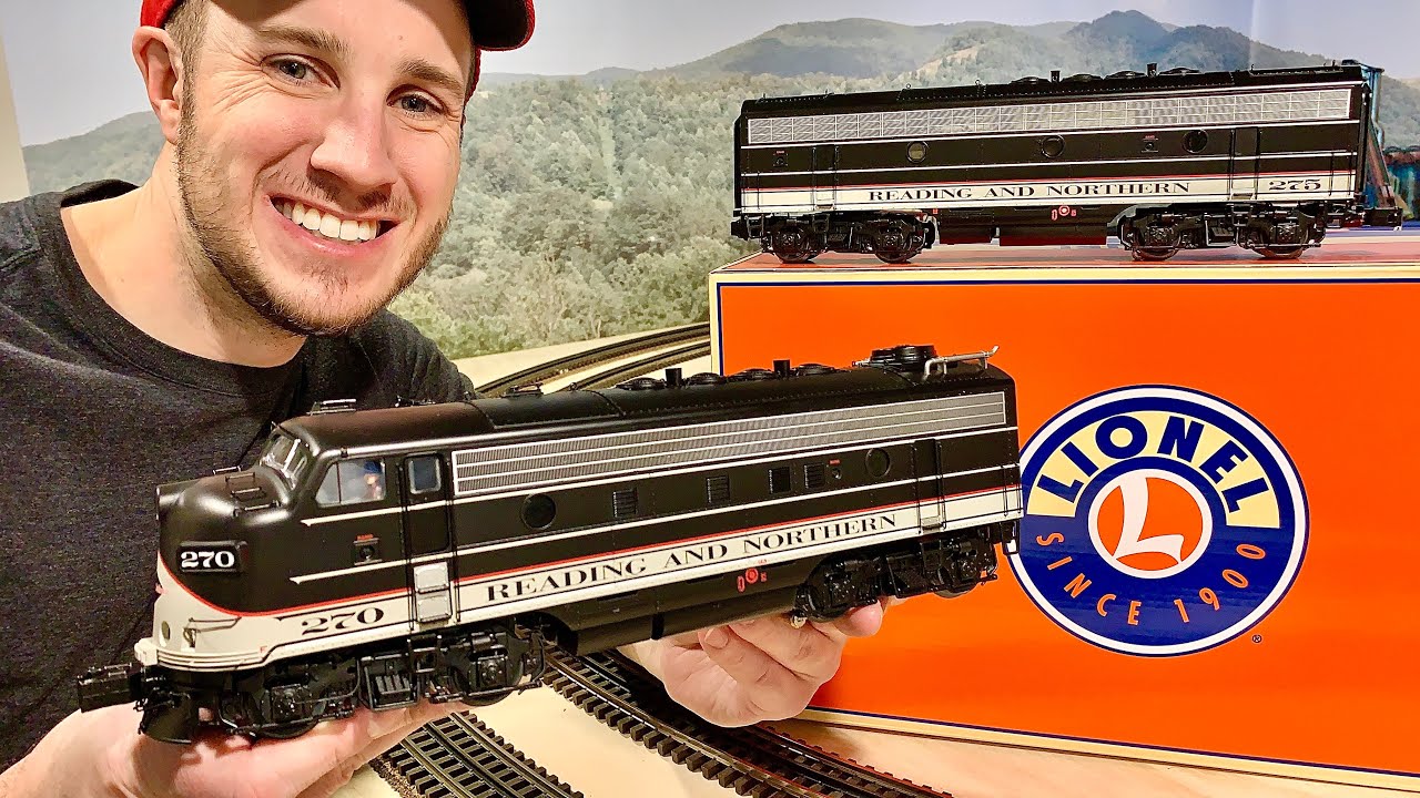 My FIRST LIONEL Legacy Train - Reading & Northern F9 Locomotive - YouTube
