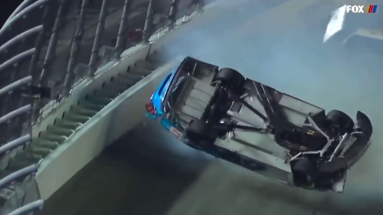 2020 Daytona 500 Ryan Newman Huge Crash!!! (CRAZY FLIP!) - YouTube