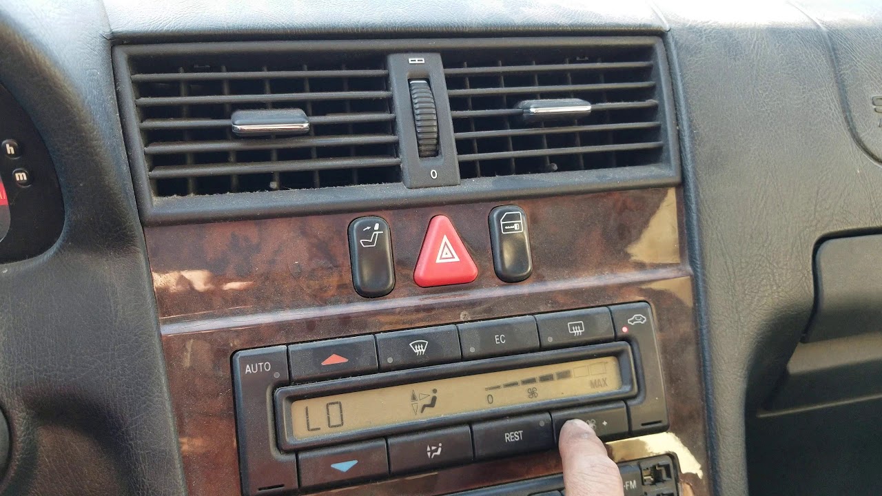 1997 C230 W202 Blower fan working again - YouTube