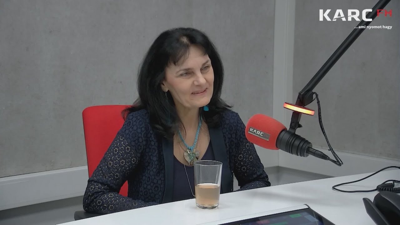 Egyenes út a tudatosság felé - Karc FM - YouTube